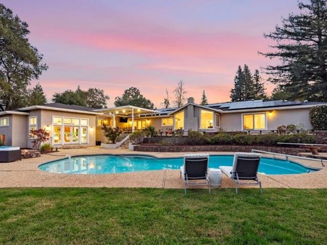19305 Zinfandel Ct, Saratoga, CA 95070