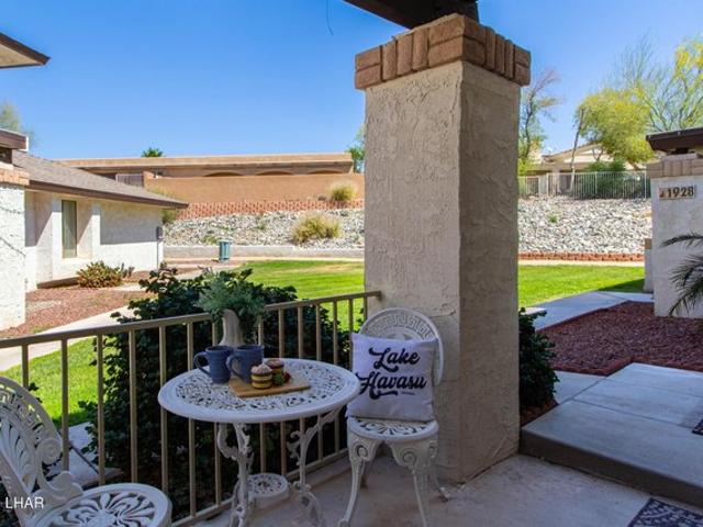 1930 Montana Vis Unit B, Lake Havasu City, AZ 86403