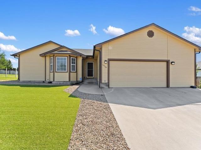 1930 N 14th E, Mountain Home, ID 83647