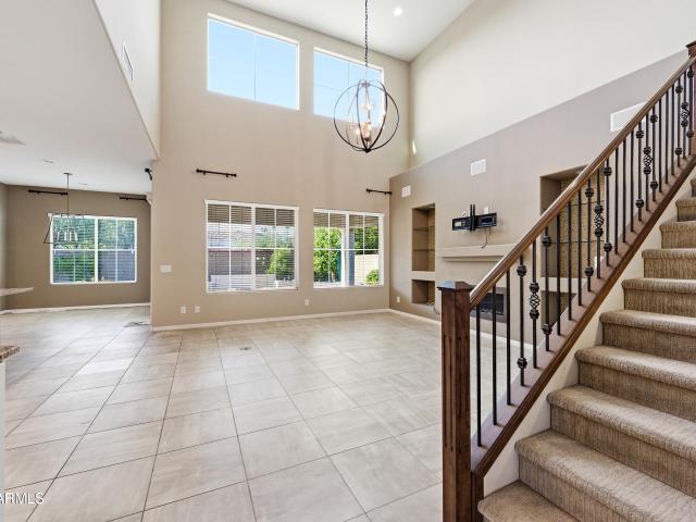 1930 e horseshoe drive