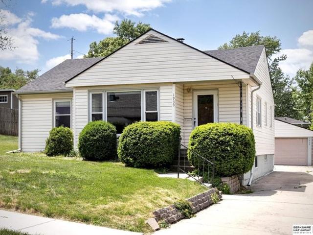 1930 S 51st St, Omaha, NE 68106