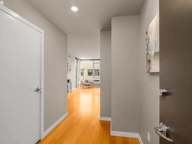 1930 S River Dr, Unit W605, Portland, OR 97201 | MLS #106131