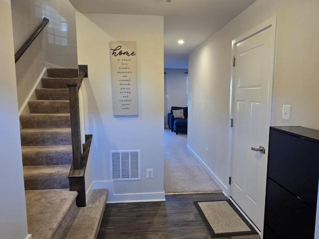 1930 Spearfish Ct, Newark, DE 19702 | MLS #DENC2100 | Compass