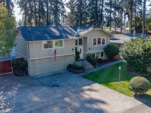 1930 th Ave E