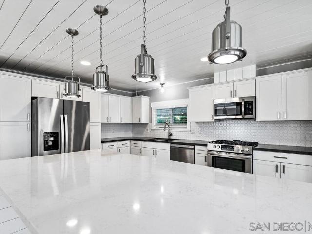 1930 W San Marcos Boulevard 306