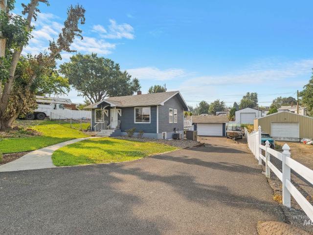 1930 14th Ave
