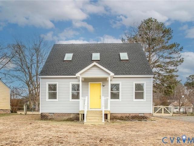 19311 Temple Ave, Colonial Heights, VA 23834
