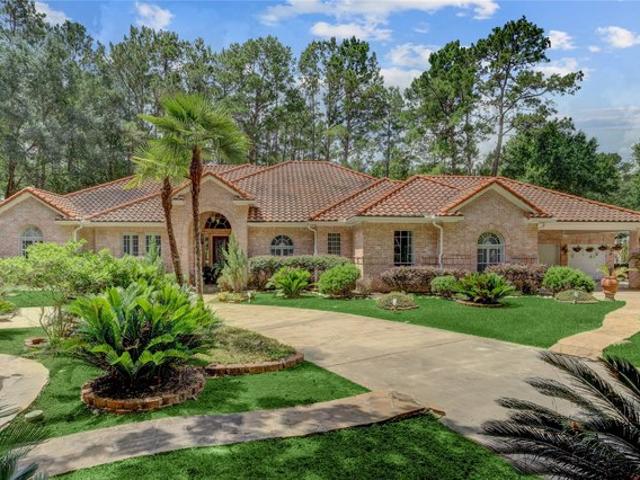 19311 Country Lake Dr, Magnolia, TX 77355