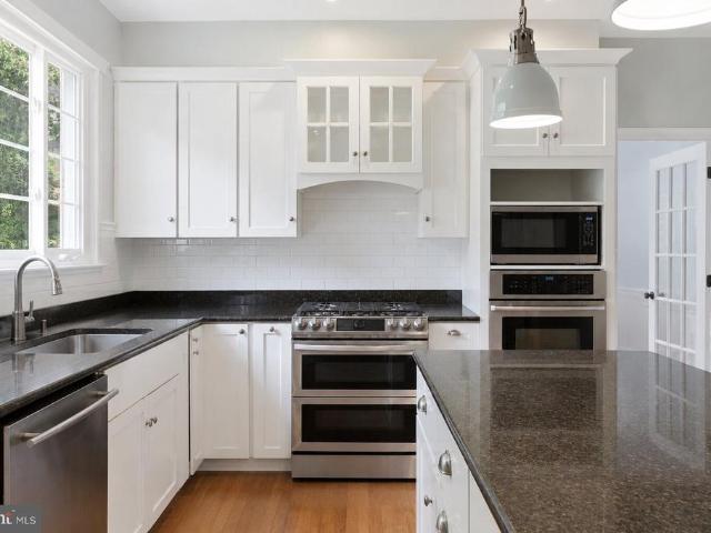 19312 Chippendale Circle