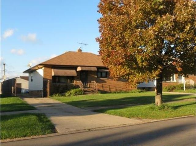 19312 Parkmount Ave, Cleveland, OH 44135