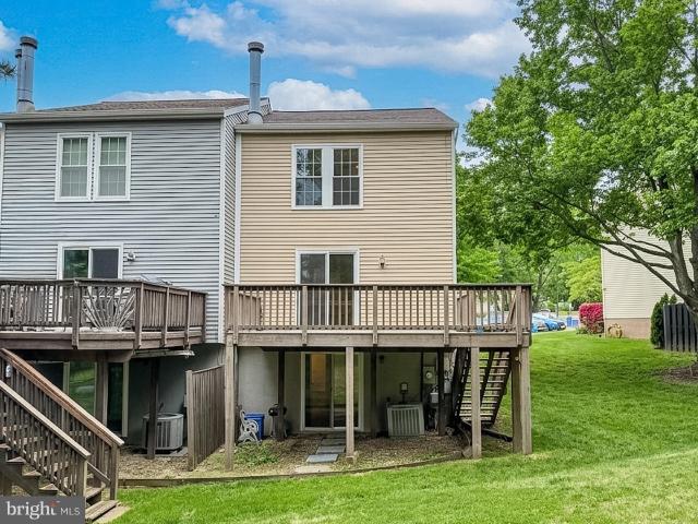 19314 Liberty Heights Ln, Germantown, MD 20874 | MLS #MDMC2225 | Compass
