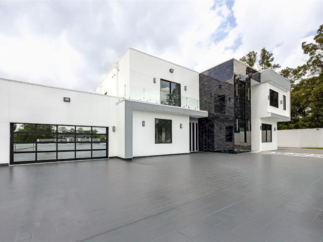 19315 Desna Court