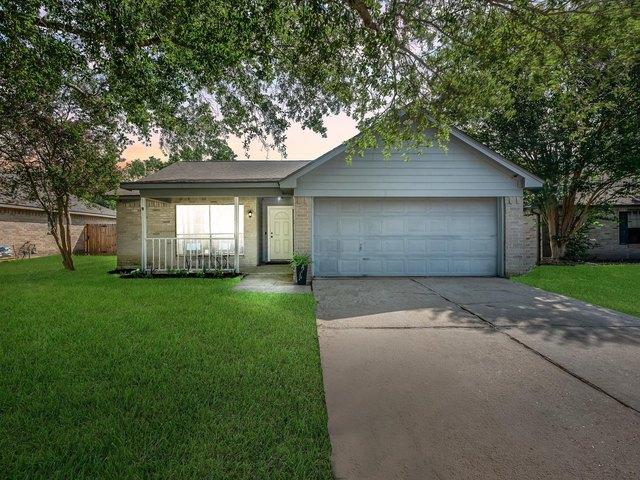 19318 Diversion Dr, Tomball, TX 77375