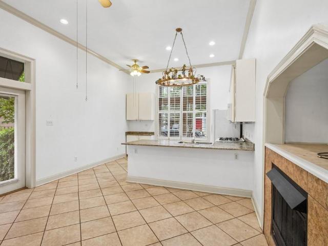 1931 Burgundy Street # 13