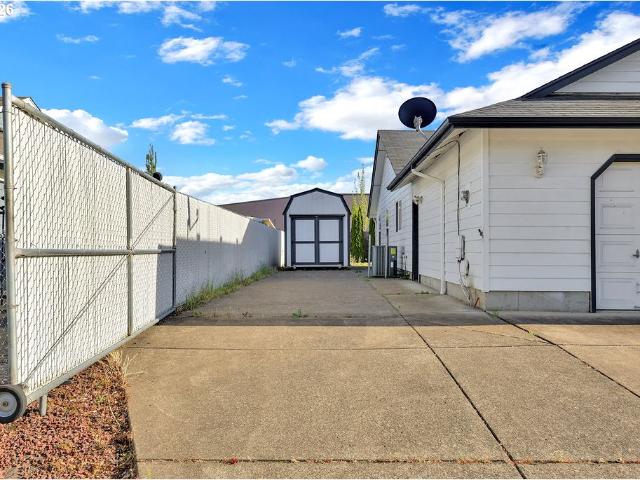 1931 bonnie ln