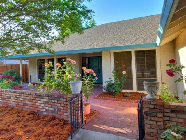 1931 Larkin Dr, Roseville, CA 95661