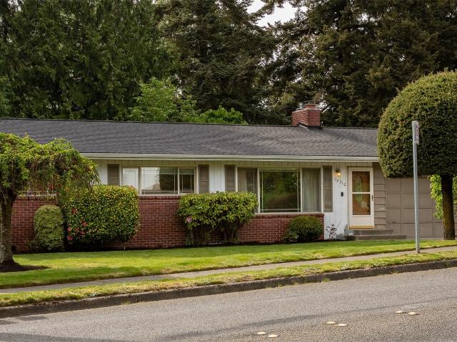 1931 th Avenue W