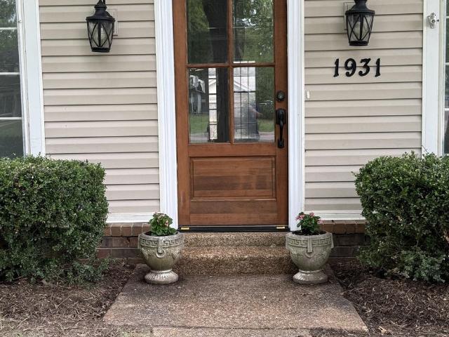 1931 wine leaf dr