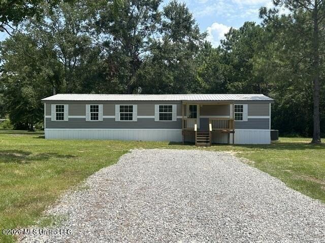 19320 Eldridge Dr, Saucier, MS 39574