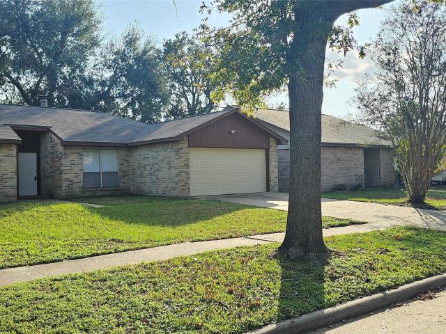 19327 Cypress Bay Drive