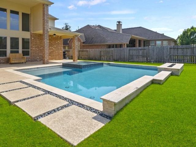 19326 Shady Loch Ln, Cypress, TX 77433