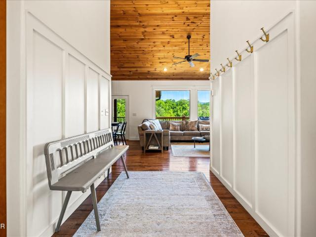 1932 Bales Way