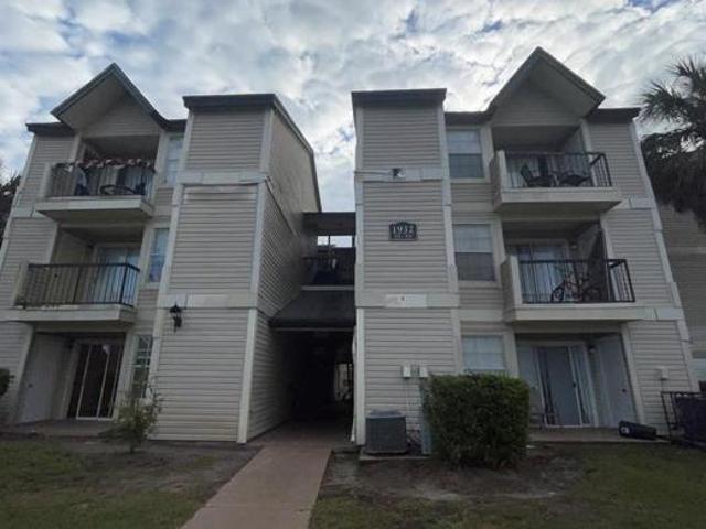 1932 Lake Atriums Cir #80, Orlando, FL 32839