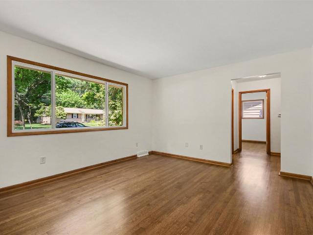 1932 Ridgemoor Drive