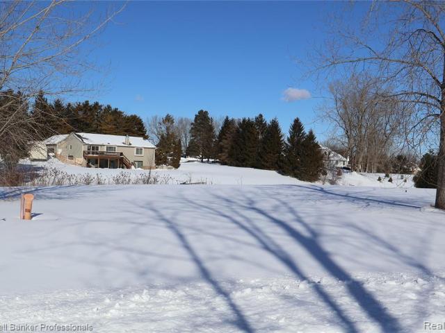 1932 Sandy Shores Drive