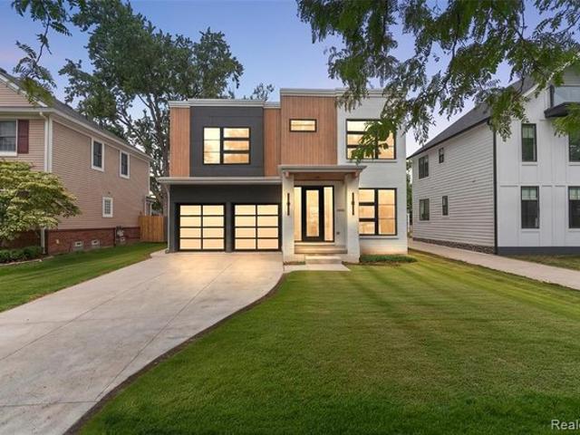 1932 Shipman Blvd, Birmingham, MI 48009