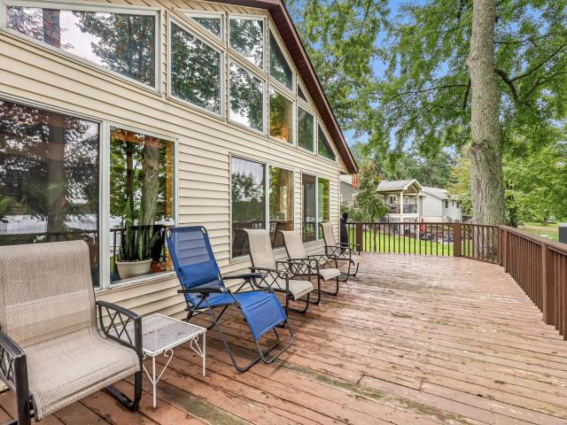 1932 W Parklane Lane