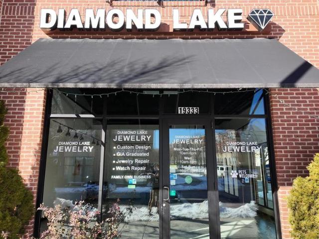 19333 Diamond Lake Drive