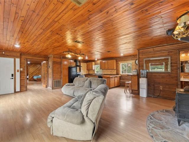 19331 Allen Ranch Rd, Eustace, TX 75124