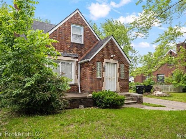 19332 Westphalia St, Detroit, MI 48205