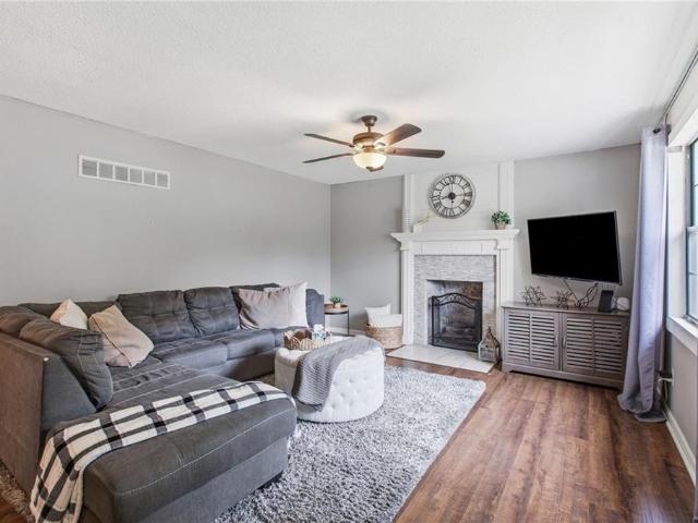 1933 NE Peters Drive