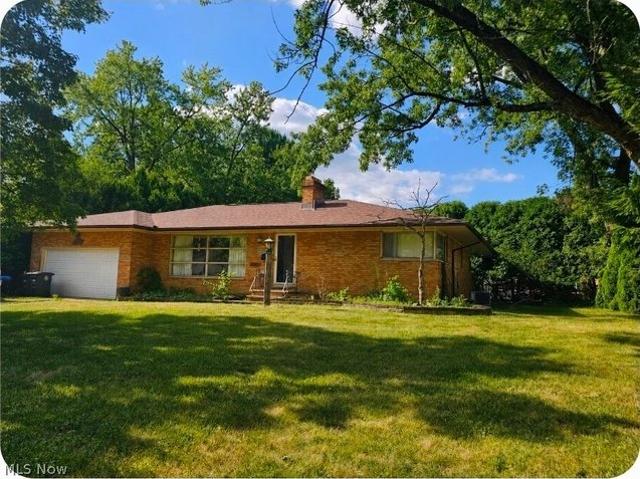1933 Brookshire Rd, Akron, OH 44313