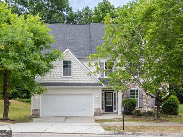 1933 Temple Park Dr, Loganville, GA 30052