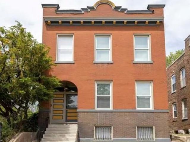 1933 Wyoming St, Saint Louis, MO 63118