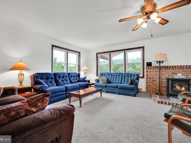 1933 Wynonah Drive