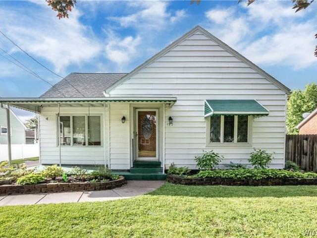 193 12th Ave, North Tonawanda, NY 14120