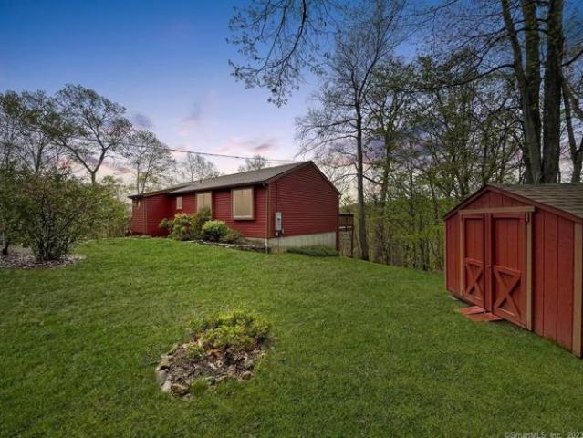 193 Chestnut Hill Rd, East Hampton, CT 06424