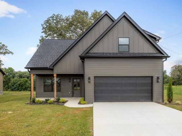 193 Cripps Ln, Smithville, TN 37166
