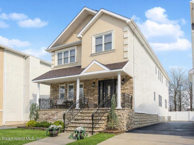 193 Bedell Avenue