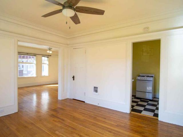 193 Belle Court 2 Bedroom Apartment for Rent at 120 Nw Trinity Pl, Portland, OR 97209 Northwest District