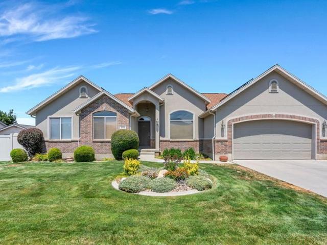 193 E Santa Fe Dr, Springville, UT 84663