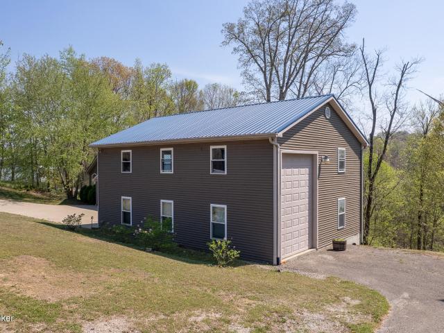 193 Meadowview Ln