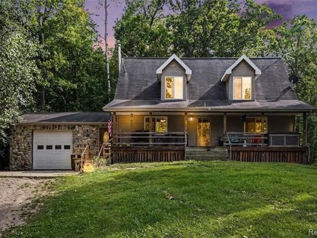 193 Miller Lake Rd, Deerfield, MI 48421