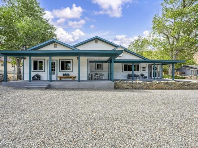 193 Mule Deer Rd, Coleville, CA 96107