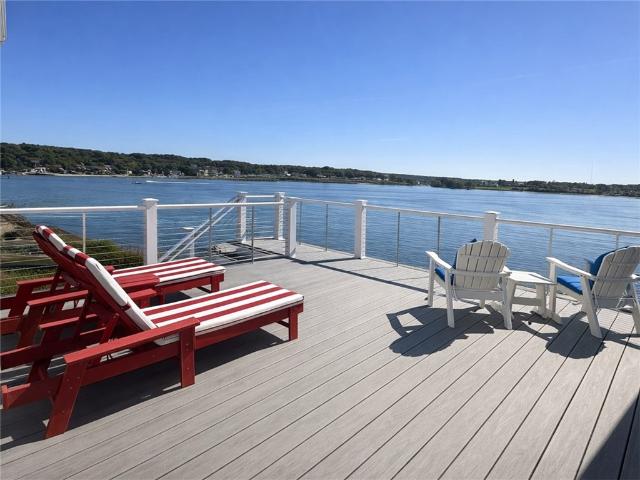 193 Seaconnet Blvd, Portsmouth, RI 02871 | MLS #1404