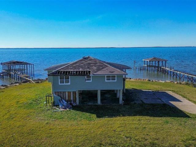 193 Pelican Point Rd, Lake Charles, LA 70607 | MLS #SWL26000